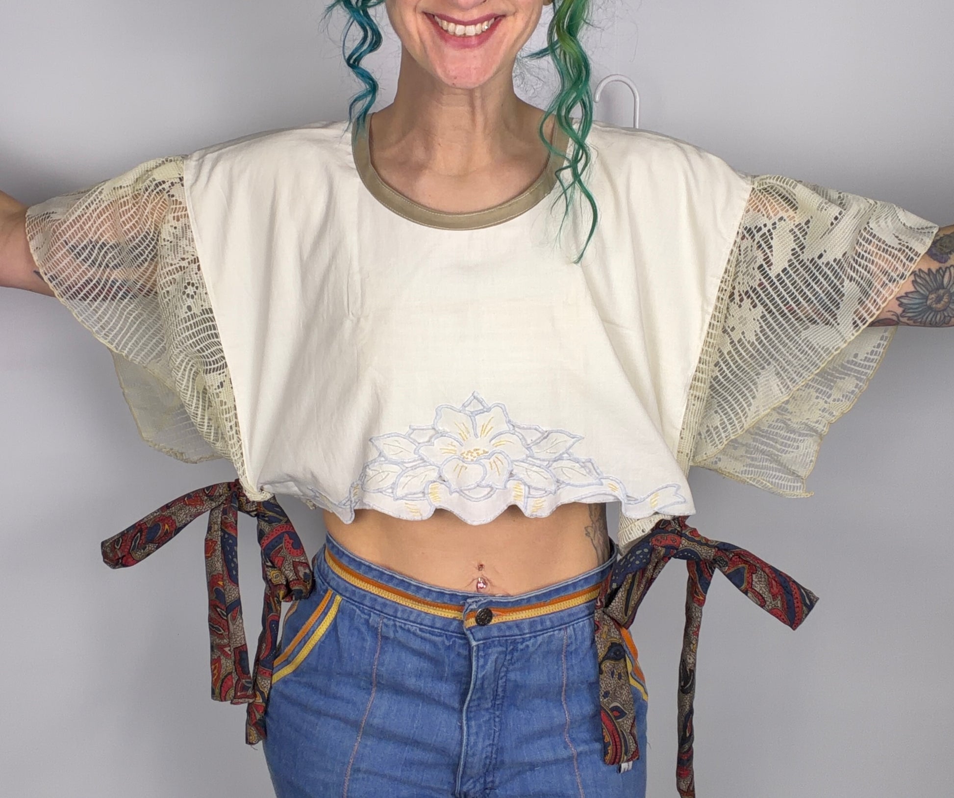 Tied Up with Lace, Super Crop: XS-L – Time to Waste Vintage